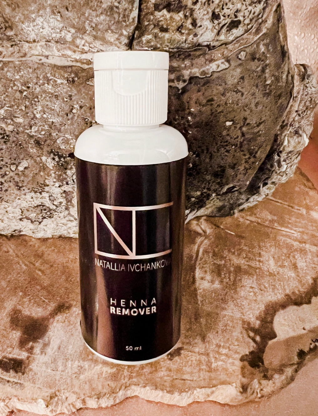 IVCHANKOVA Henna Remover – Panoply Beauty